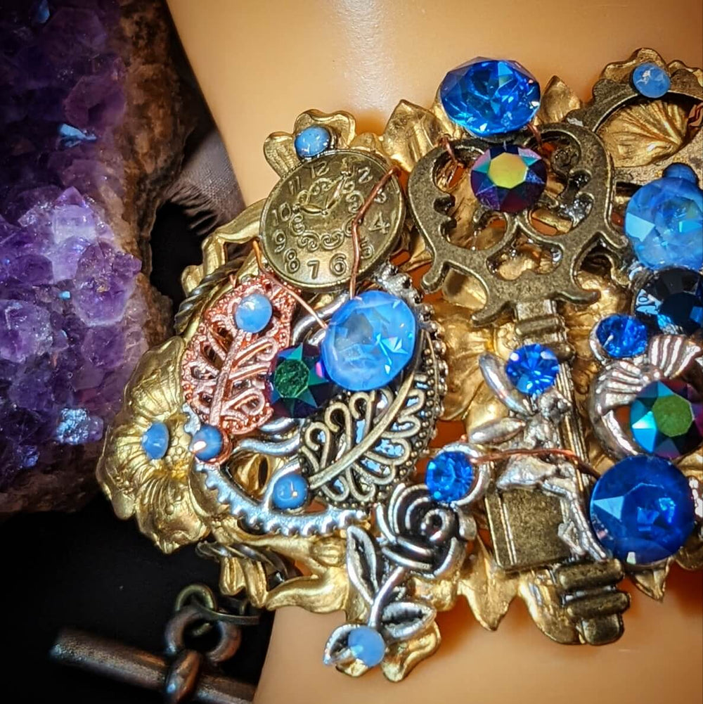 Sapphire Blue Fantasy Bracelet - Seas of Time